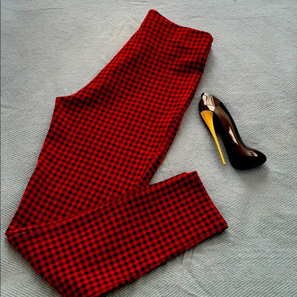 Zara | Pants & Jumpsuits | Red Hot Pants | Poshmark